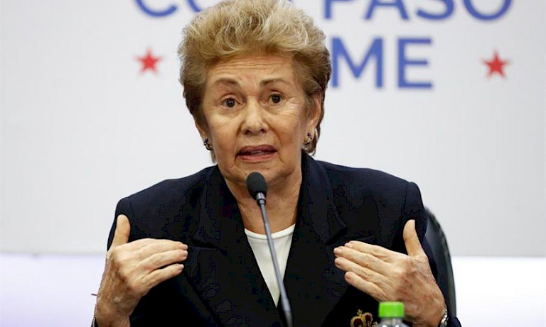 Expresidenta Mireya Moscoso revela que quieren "tumbar al presidente ...